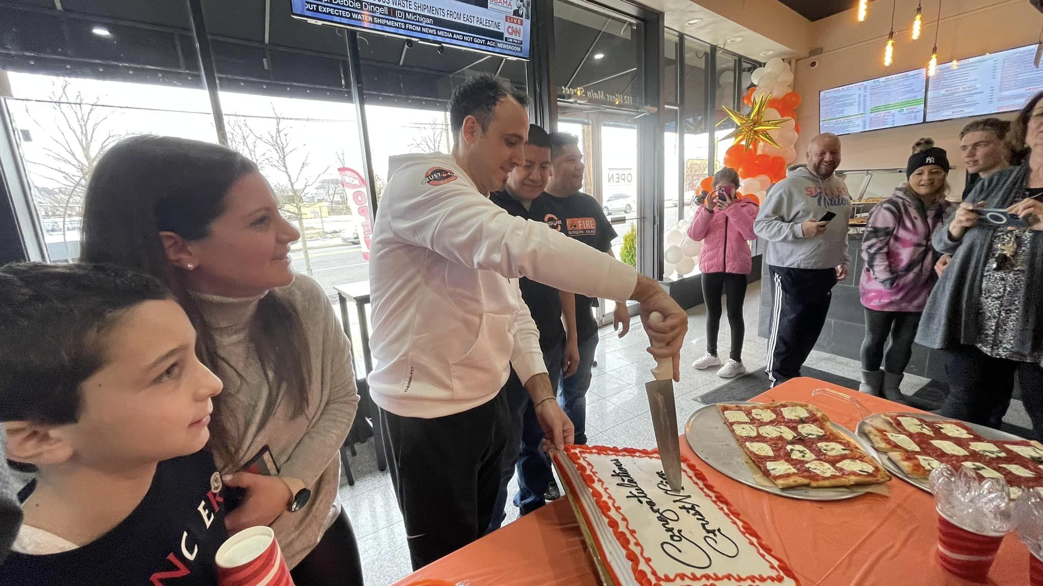 Crust N Fire in Maple Shade has Grand Opening – Main Street Maple Shade